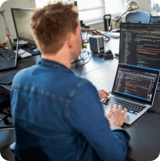 软件开发工程师,SDE职业发展指南 - Uoffer